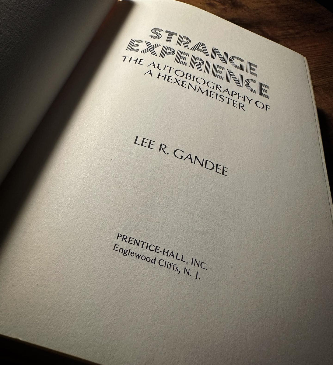 Strange Experience by Lee R. Gandee – The Rose Books & Obscurities