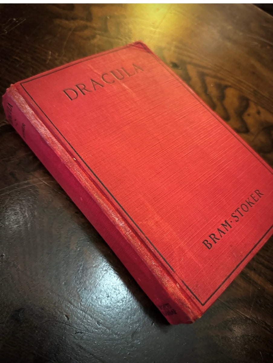 Dracula by Bram Stoker – The Rose Books & Obscurities